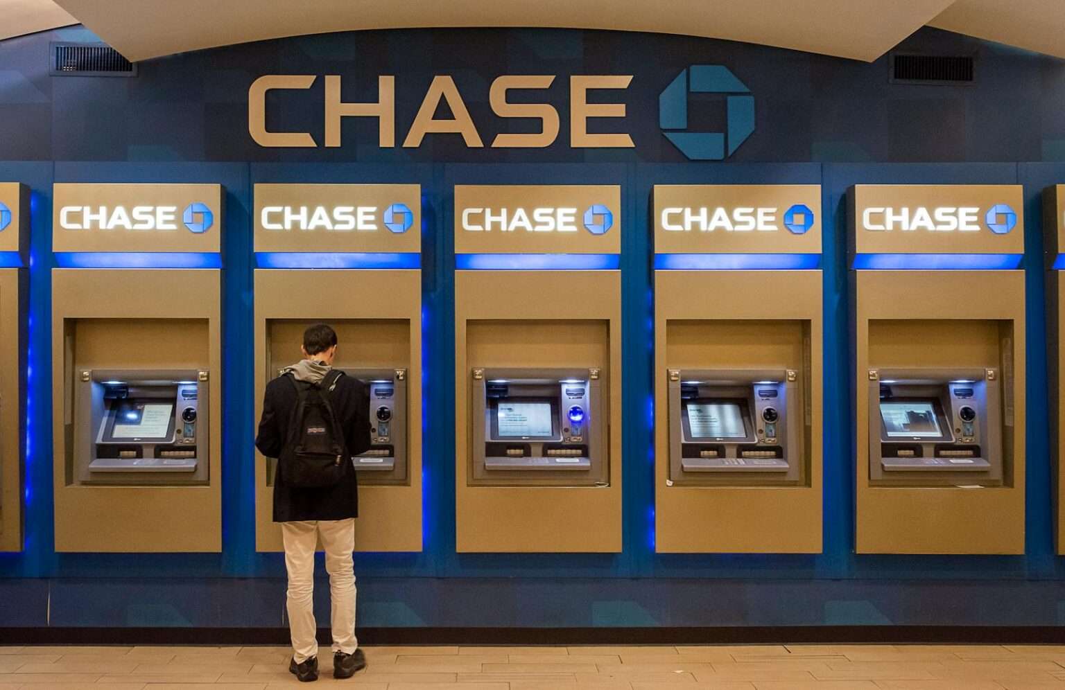 Chase Bank: $900 Checking + Savings Account Bonus [Extended to 7.24. ...